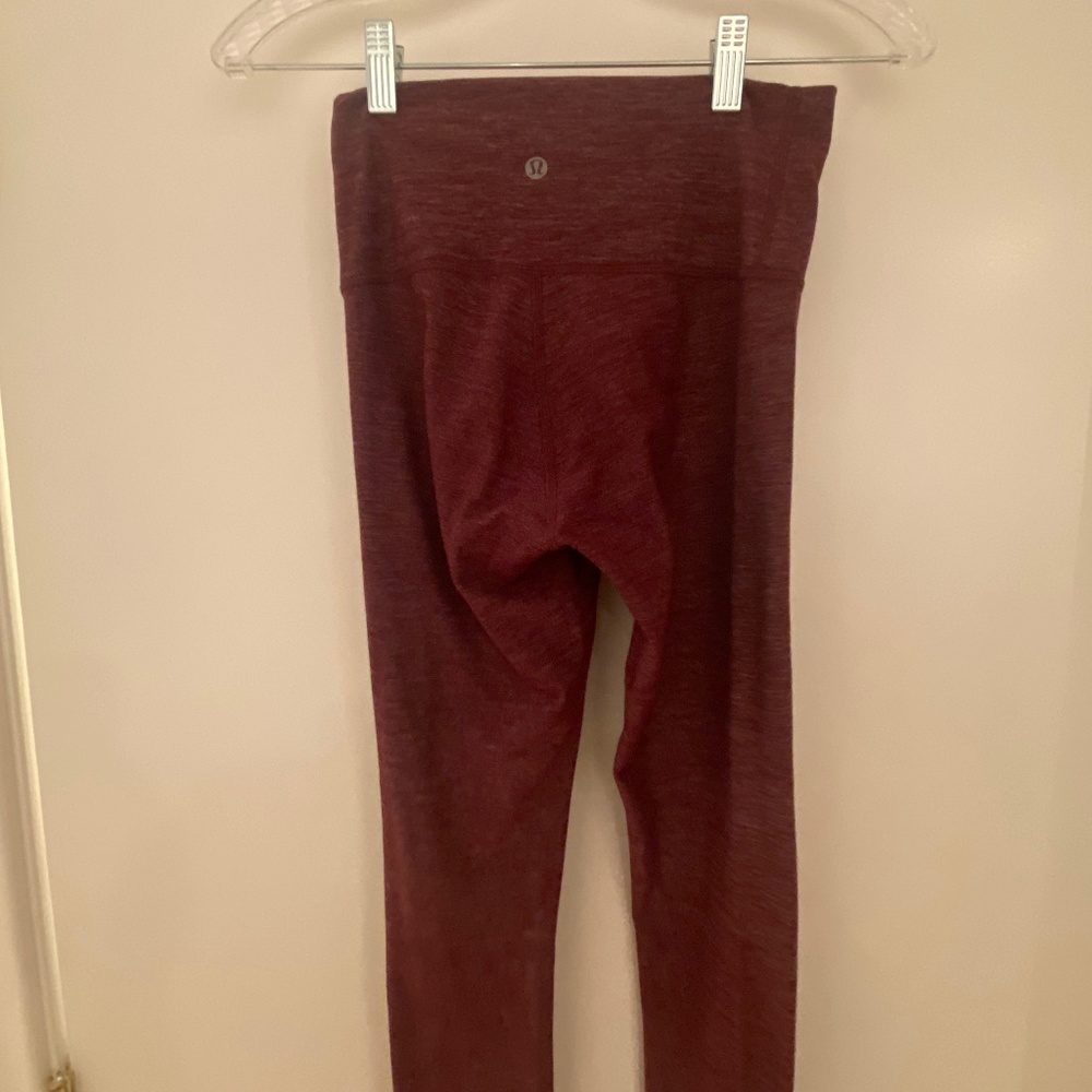 Lululemon Size 4 Maroon Workout Pants - Gem